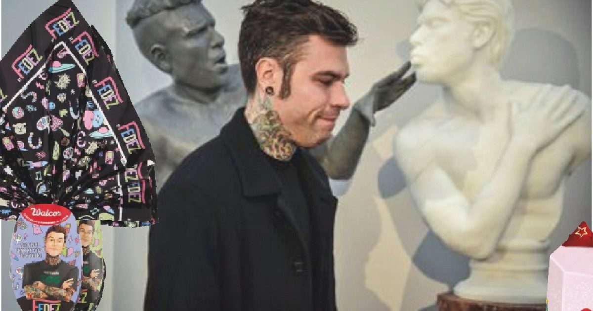 Fedez, uovo pasquale che fa beneficenza a Carlo De Benedetti – infosannio