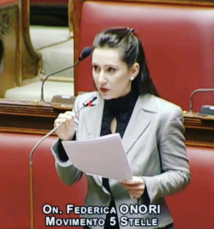 Massimo Castaldo e Federica Onori dal M5S passano ad Azione – infosannio