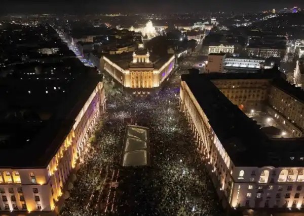 Nuove proteste in Bulgaria: “Il governo della mafia è finito” – infosannio