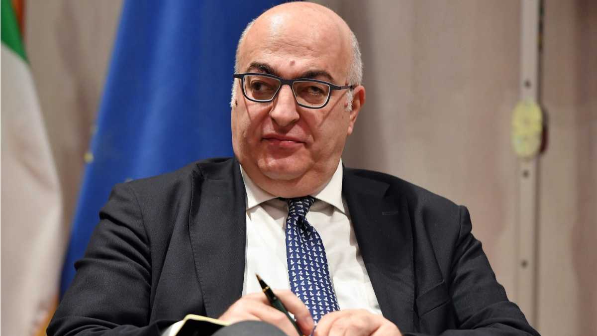 Mario Sechi: “Angelucci mi ha licenziato da Libero” – infosannio